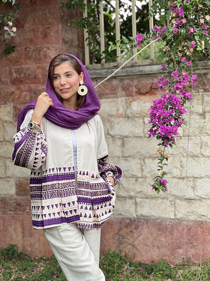 خرید شال و روسری | انواع مدل های روز | فروشگاه ملیرا